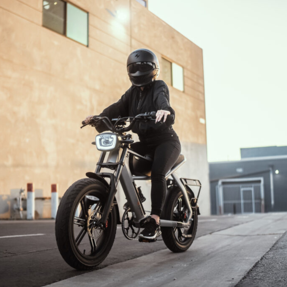 C3Strom Astro Pro Electric Bike | Electric Kicks